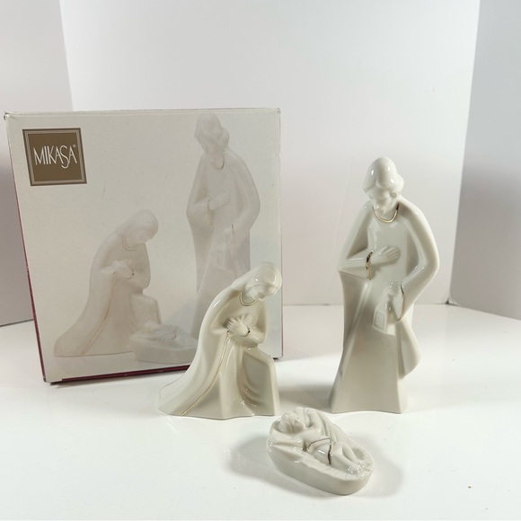 Mikasa | Holiday | Mikasa Cream Nativity Figurine Set With 3 Pieces ...